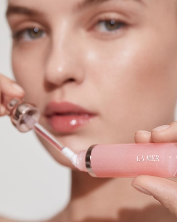 La Mer The Lip Volumizer Lip Serum - BeautyVelle | Makeup News